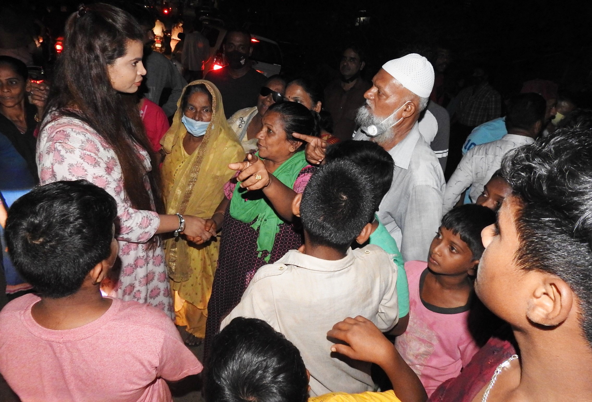 The Goan EveryDay: Navelim wakes up to the thunder of heavyweights