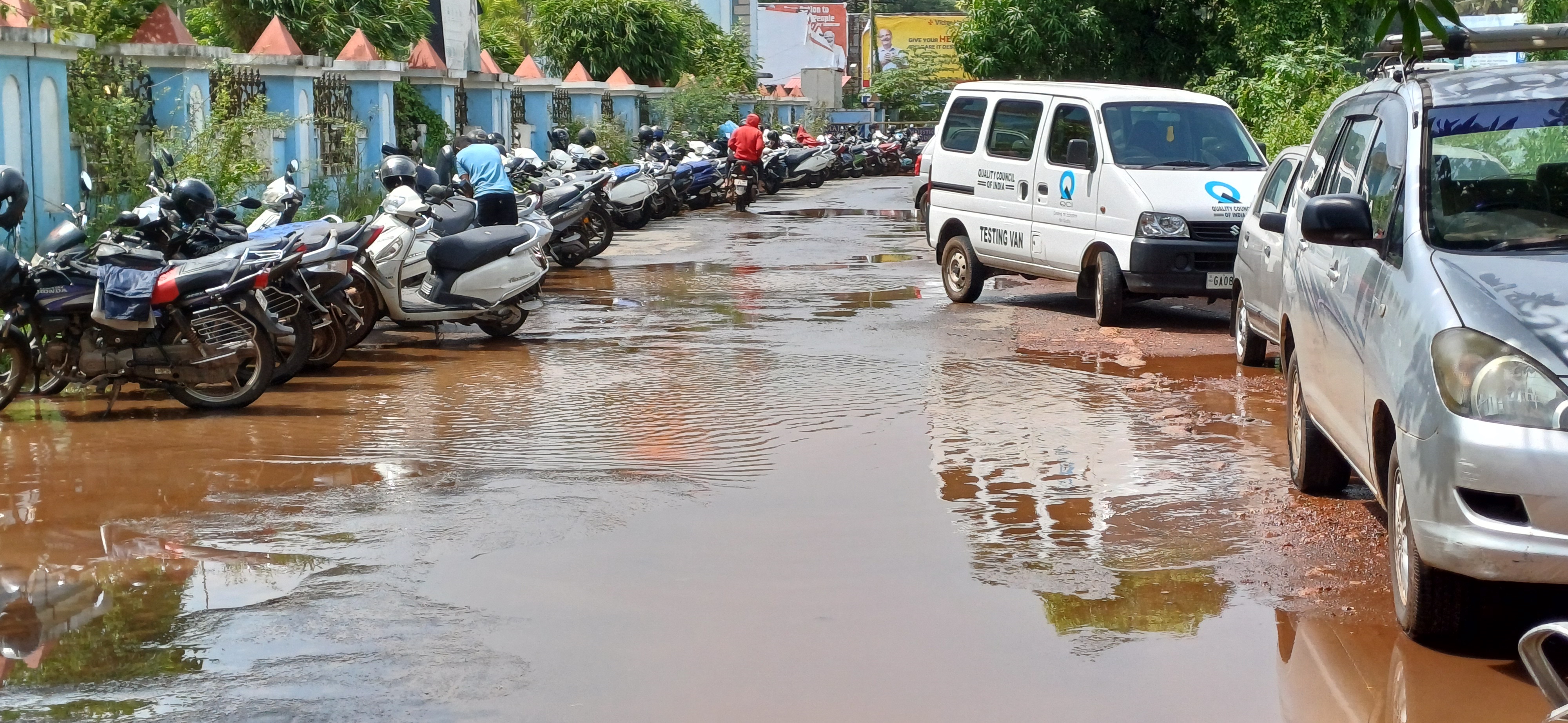 The Goan EveryDay: Pedestrian safety ignored, parking problems ...