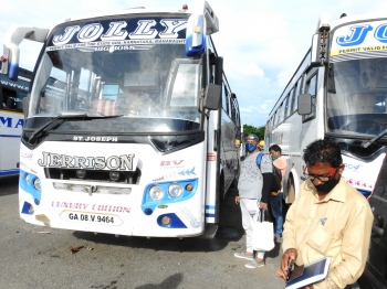 The Goan EveryDay: Borders open, but Goa-Mumbai bus service yet to pick ...