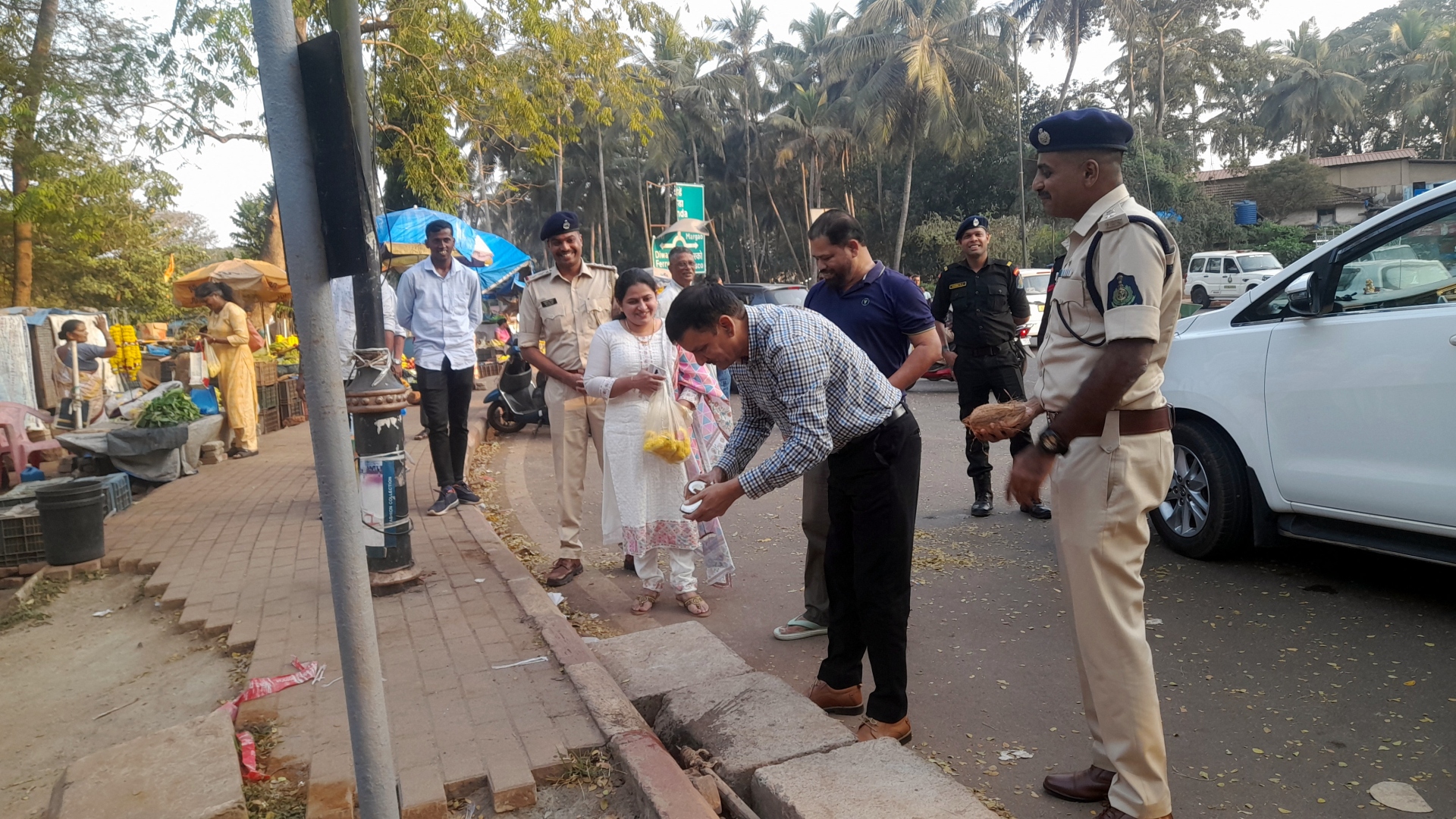 The Goan EveryDay: Trust begins installing CCTVs in Old Goa police ...