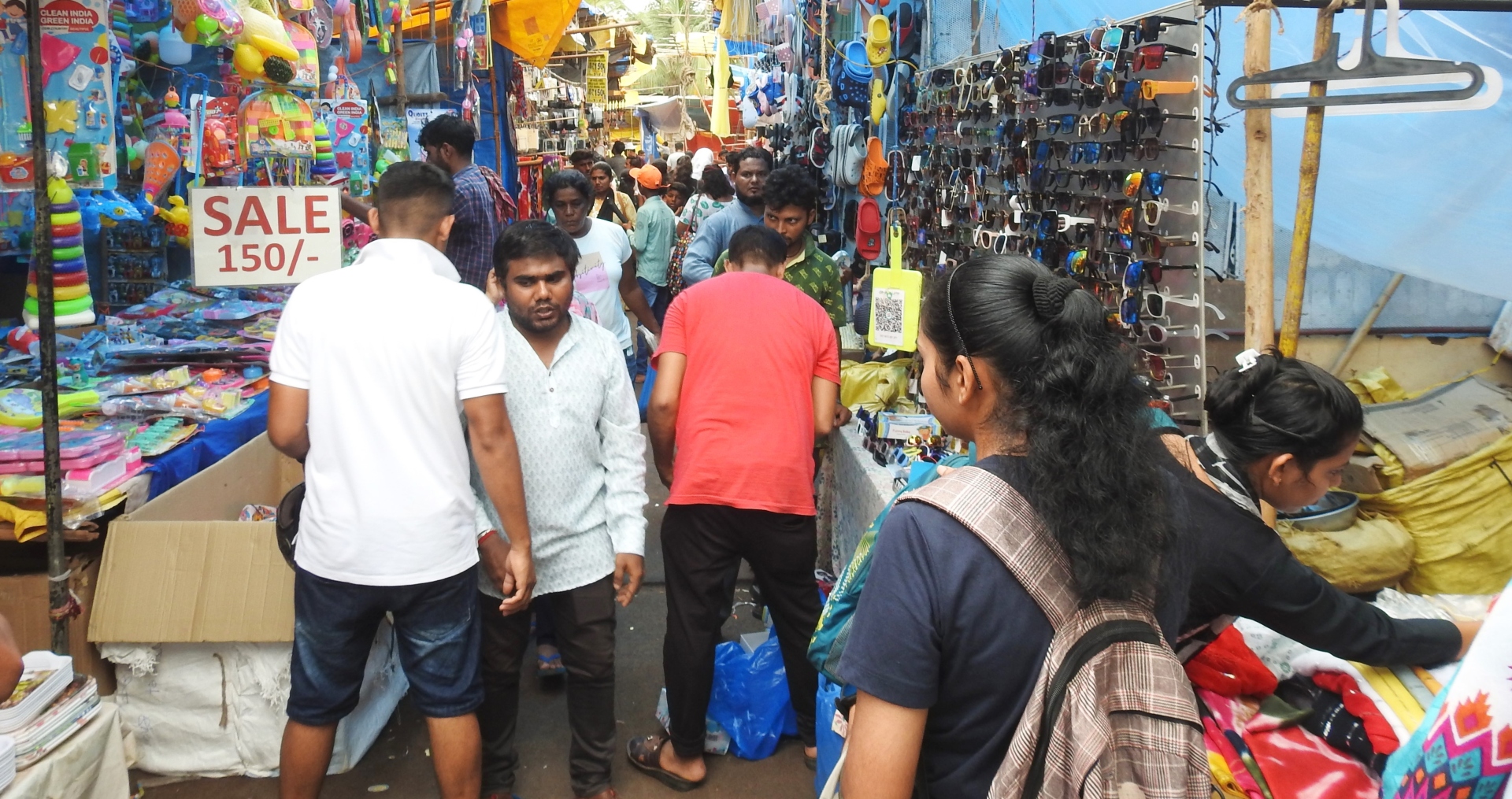 The Goan EveryDay: Bustle at Purumentachem fair at Margao extends ...