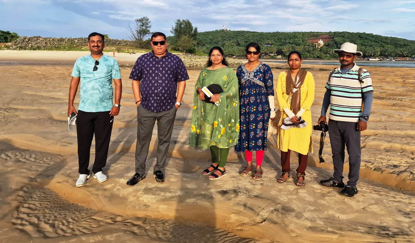 The Goan EveryDay: Fragile eco-sensitive Mobor beach stretch under ...