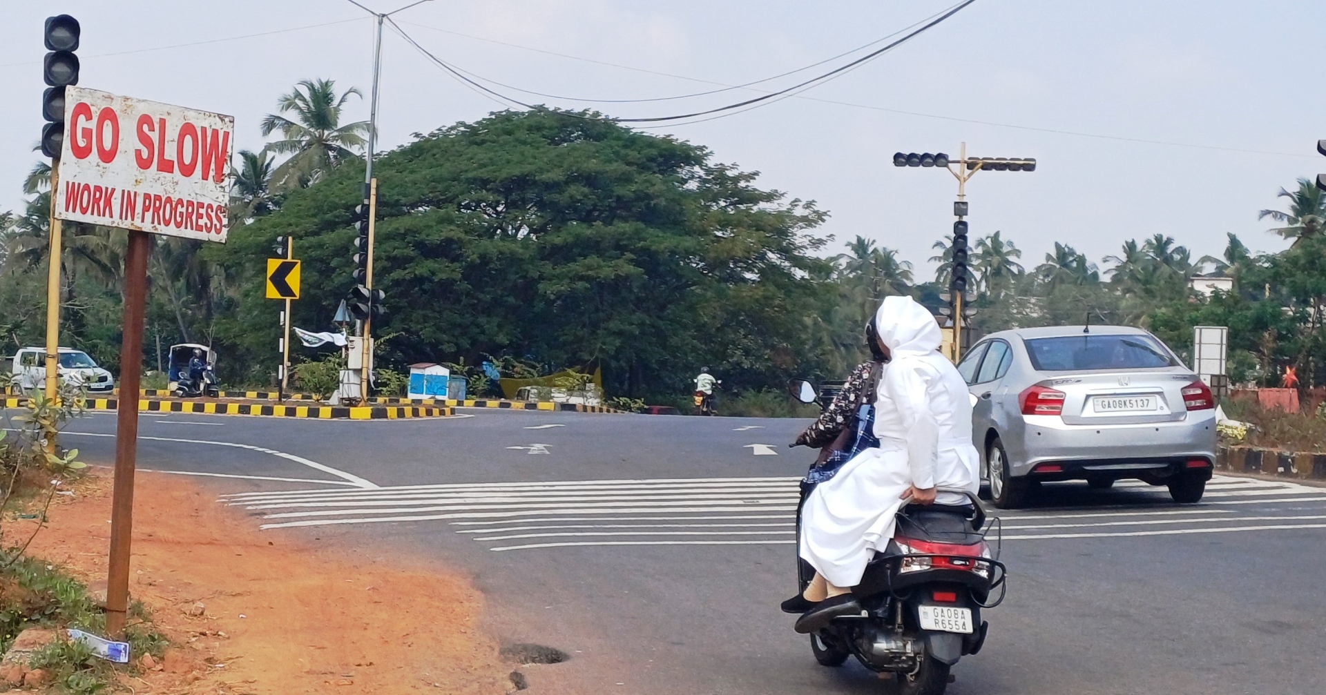 The Goan EveryDay: No sign boards yet indicating western bypass open to ...