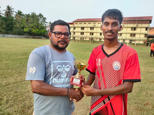 The Goan EveryDay: ﻿Sao Jose de Areal edge past Curtorim Gymkhana