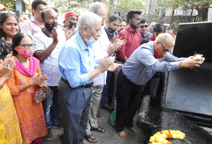 The Goan EveryDay: Digambar, Pauskar turf tussle continues; Both break ...