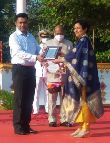 The Goan EveryDay: GHS Morpirla headmistress felicitated with best ...