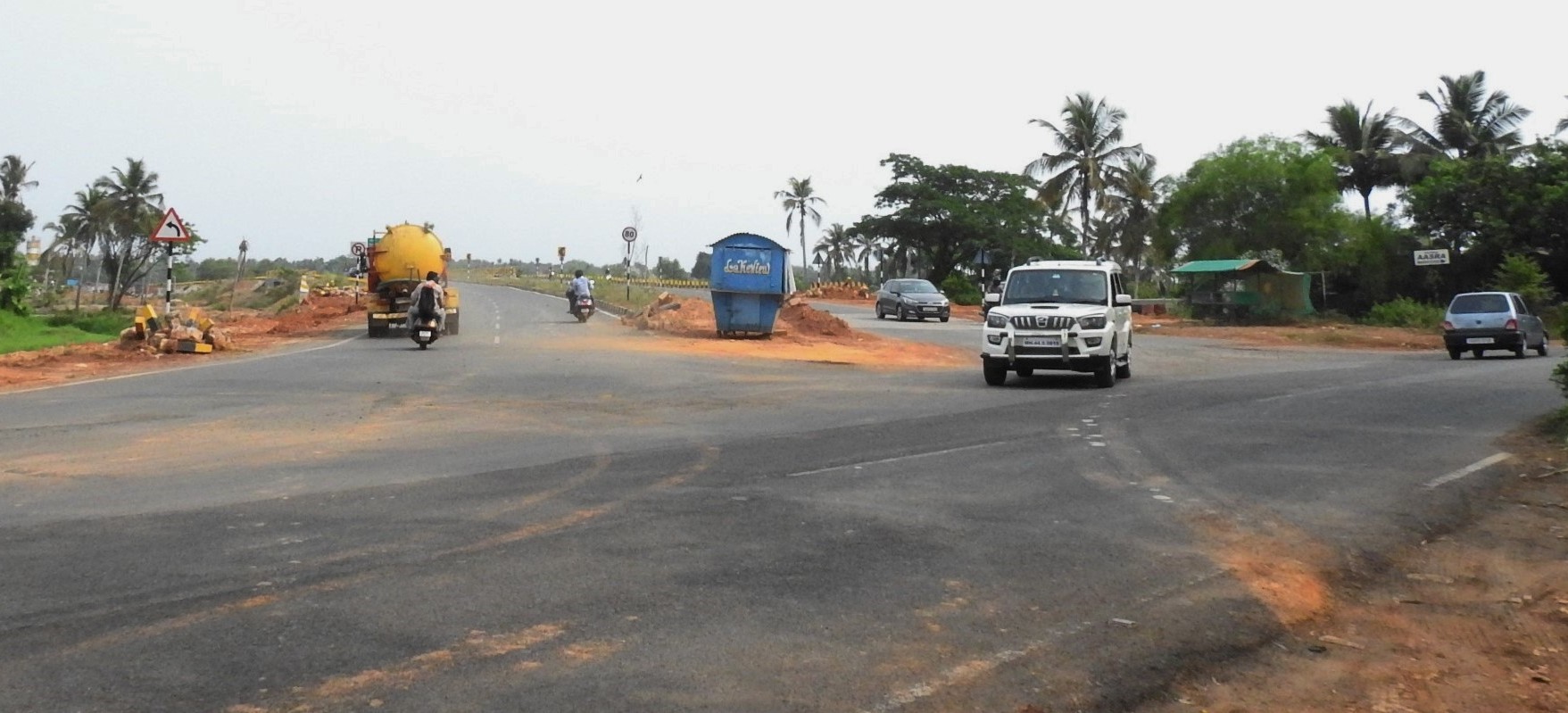 The Goan EveryDay: WESTERN BYPASS SECTIONS CRAVE ATTENTION