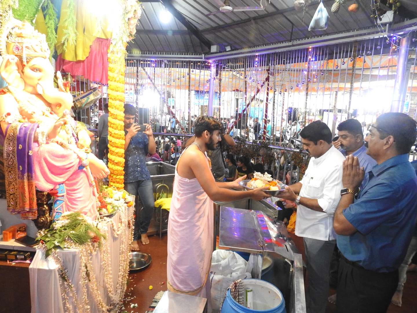 The Goan EveryDay: Commercial capital is crumbling, ready to restore ...