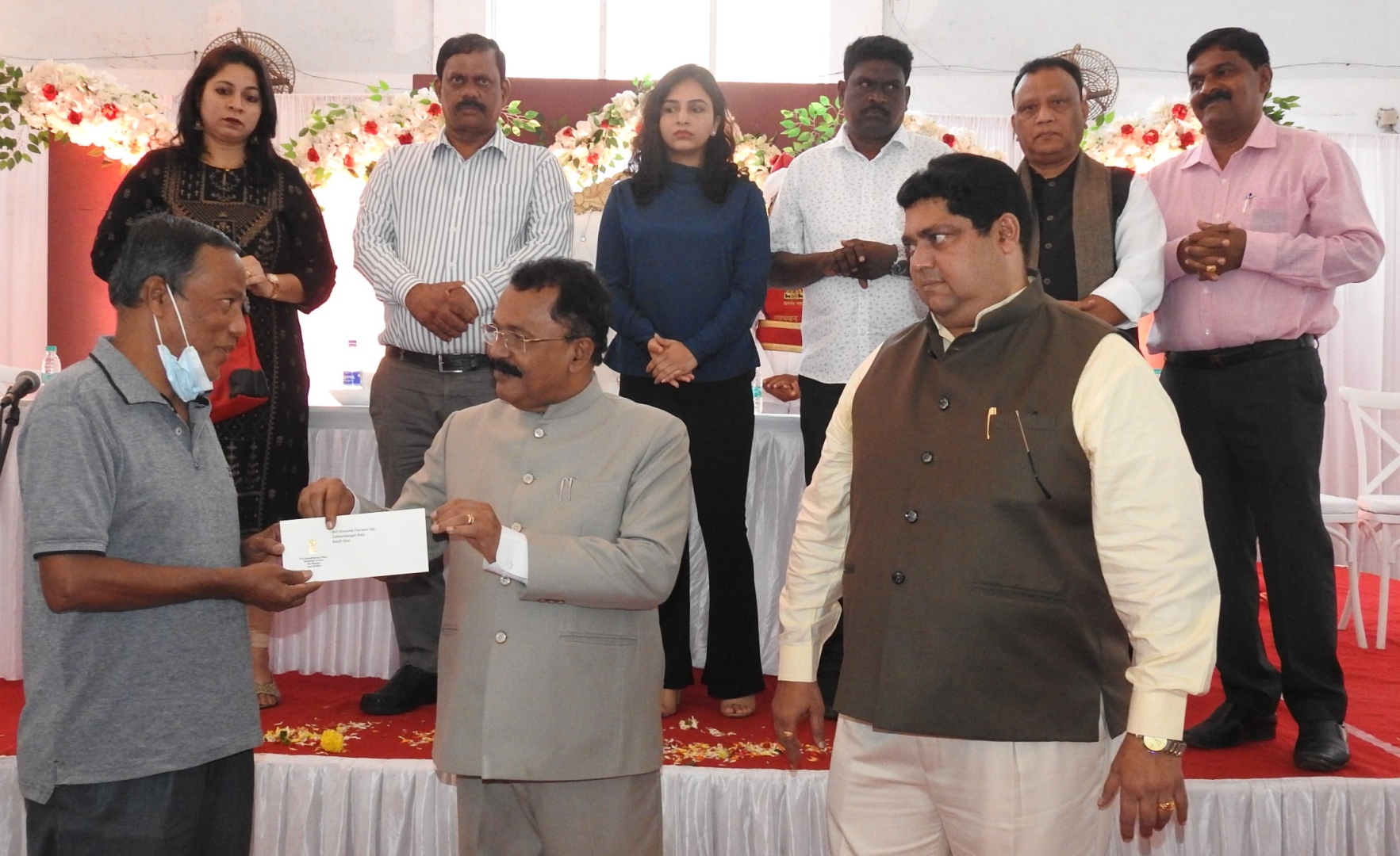 The Goan EveryDay: Governor urged to ensure Dabolim airport remains ...