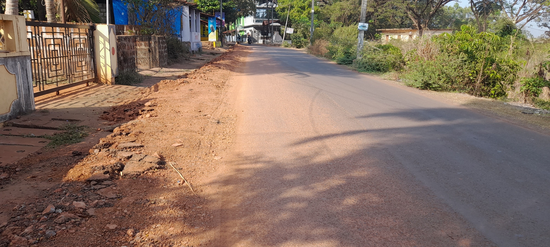 The Goan EveryDay: Dust pollution due to underground power cabling ...